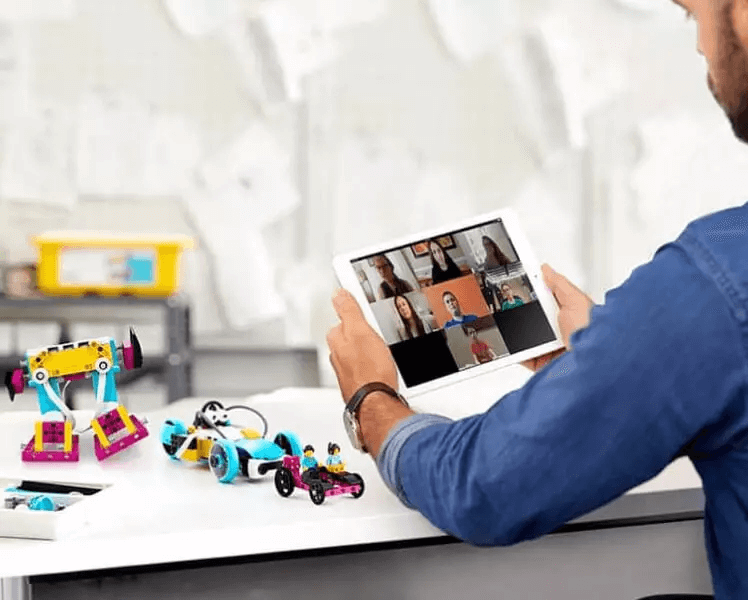 Ofertas de Trabajo | ROBOTIX Hands-on Learning